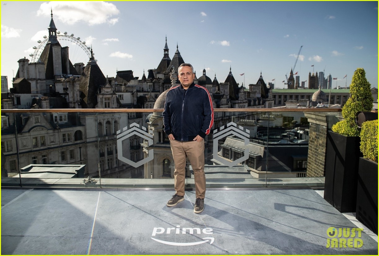 Richard Madden, Priyanka Chopra & Stanley Tucci Buddy Up at 'Citadel ...