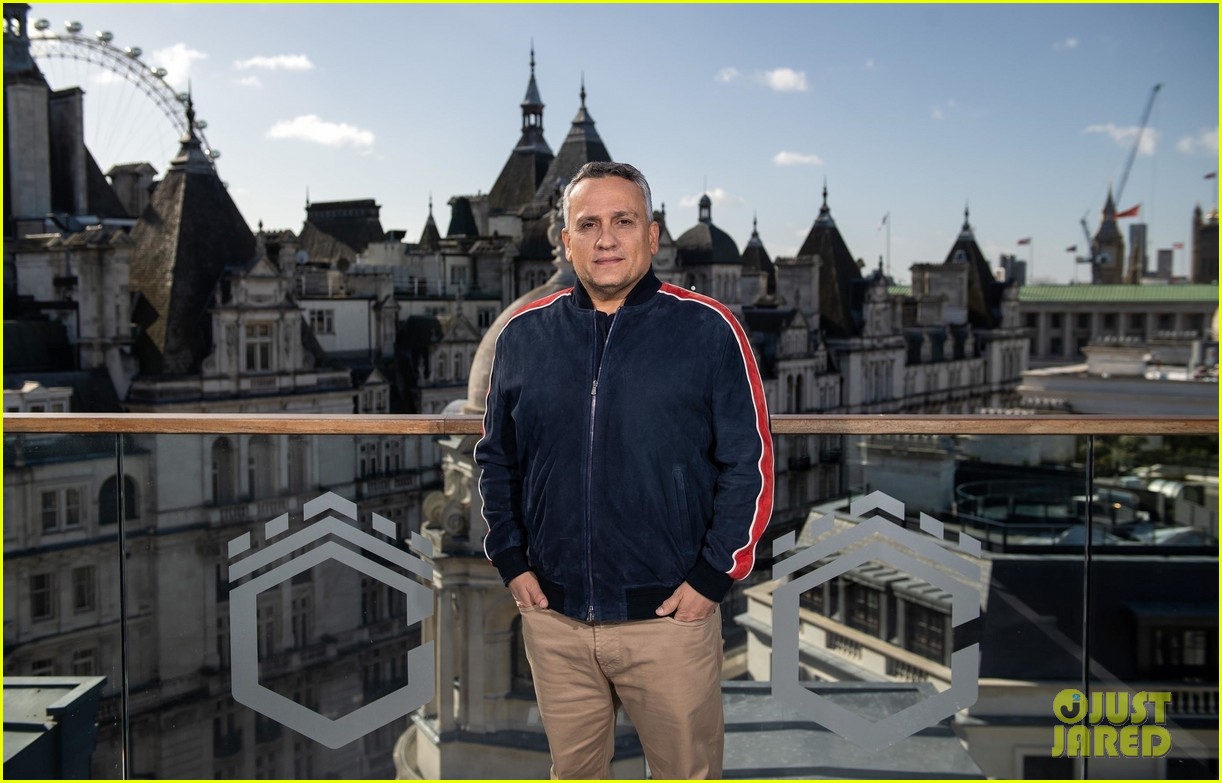 Richard Madden, Priyanka Chopra & Stanley Tucci Buddy Up at 'Citadel ...