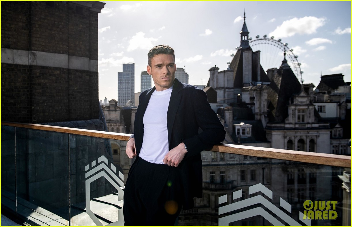 Richard Madden, Priyanka Chopra & Stanley Tucci Buddy Up at 'Citadel ...