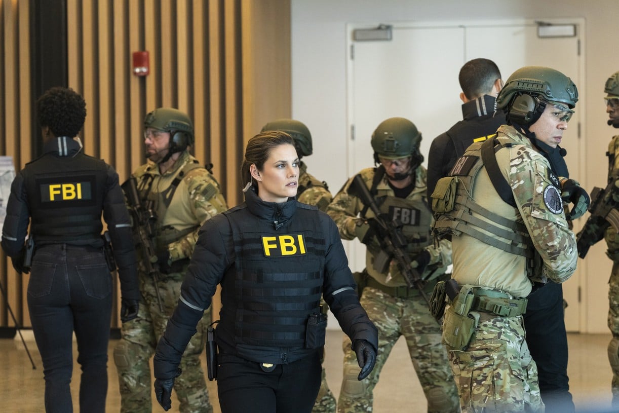 'FBI' Franchise Crossover Takes Over CBS Tonight - Watch All The Sneak ...