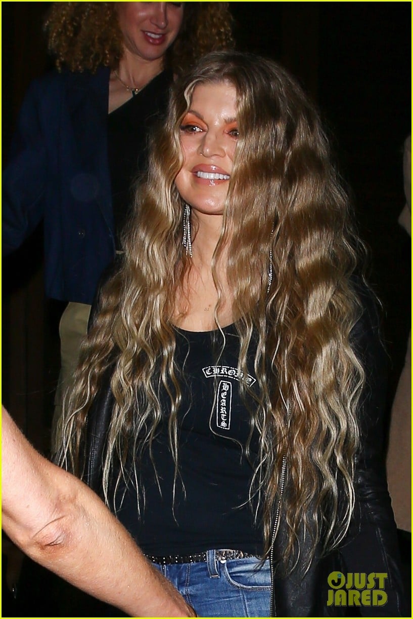 Fergie Enjoys Rare Night Out with Friends in Santa Monica: Photo ...