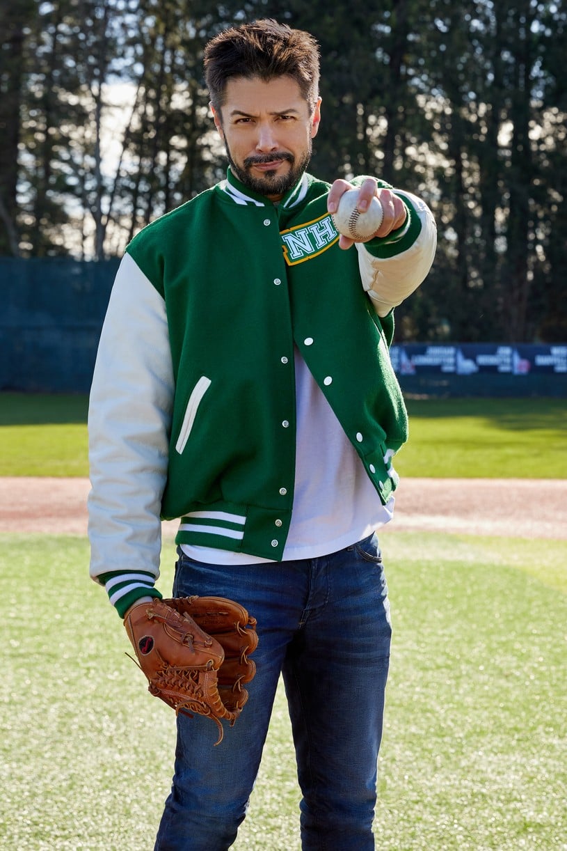 Erin Cahill & Marco Grazzini Fall Back In Love On The Baseball Field in ...