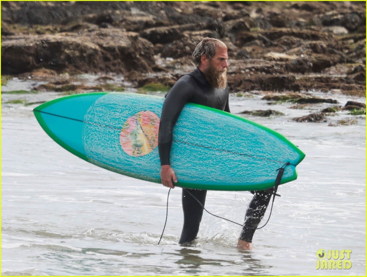 Jonah Hill Suits Up to Go Surfing in Malibu: Photo 4923275 | Jonah Hill ...