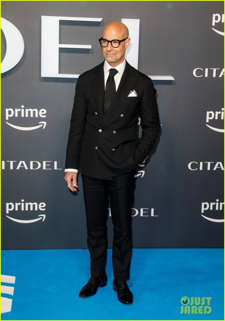 Priyanka Chopra & Nick Jonas Look So in Love at 'Citadel' London ...