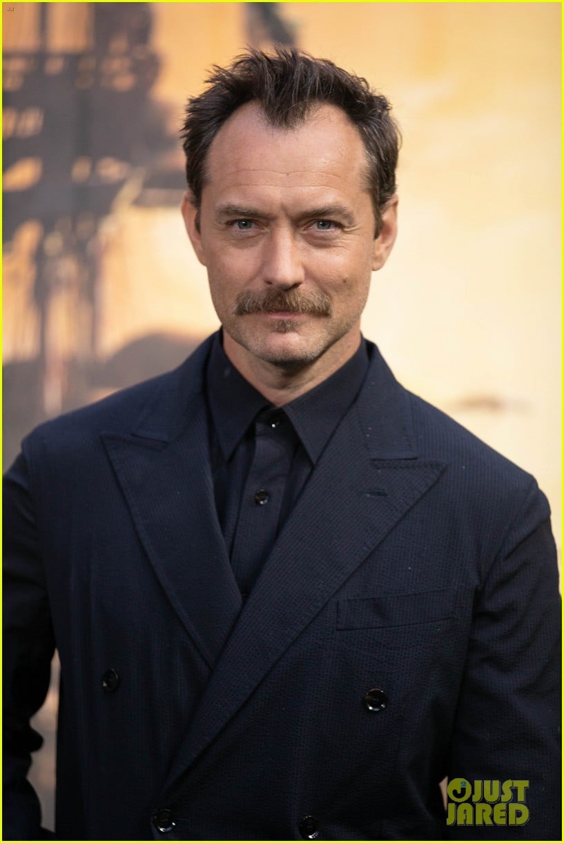 Jude Law Joins Yara Shahidi, Ever Anderson & More at 'Peter Pan & Wendy ...