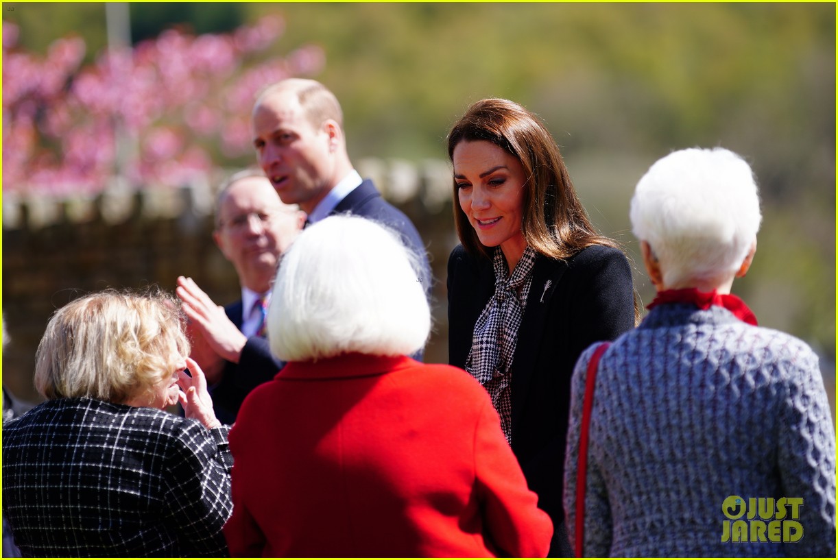 Kate Middleton Lets Baby Play with Her Handbag During Royal Outing in ...