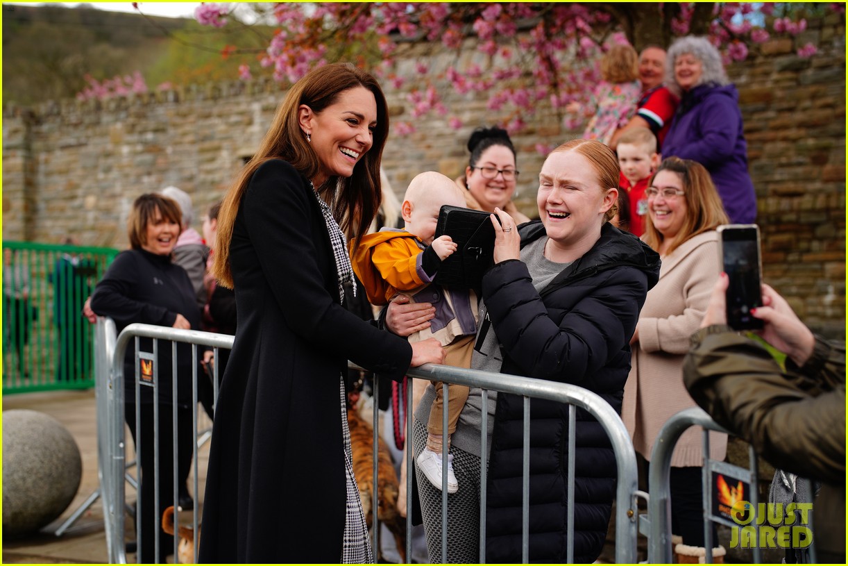 Kate Middleton Lets Baby Play with Her Handbag During Royal Outing in ...