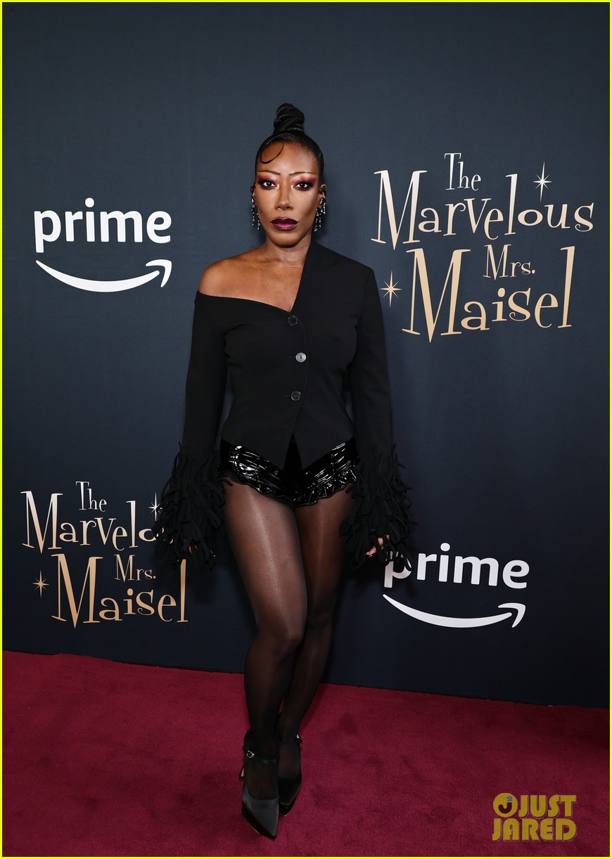 Rachel Brosnahan & Husband Jason Ralph Attend 'The Marvelous Mrs ...