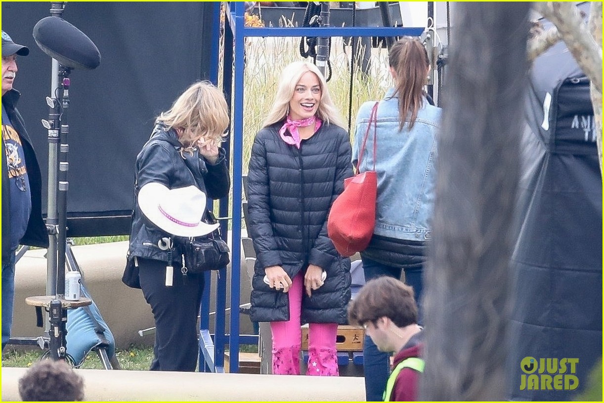 Margot Robbie Gets Back in Costume as Barbie For 'Barbie' Movie ...