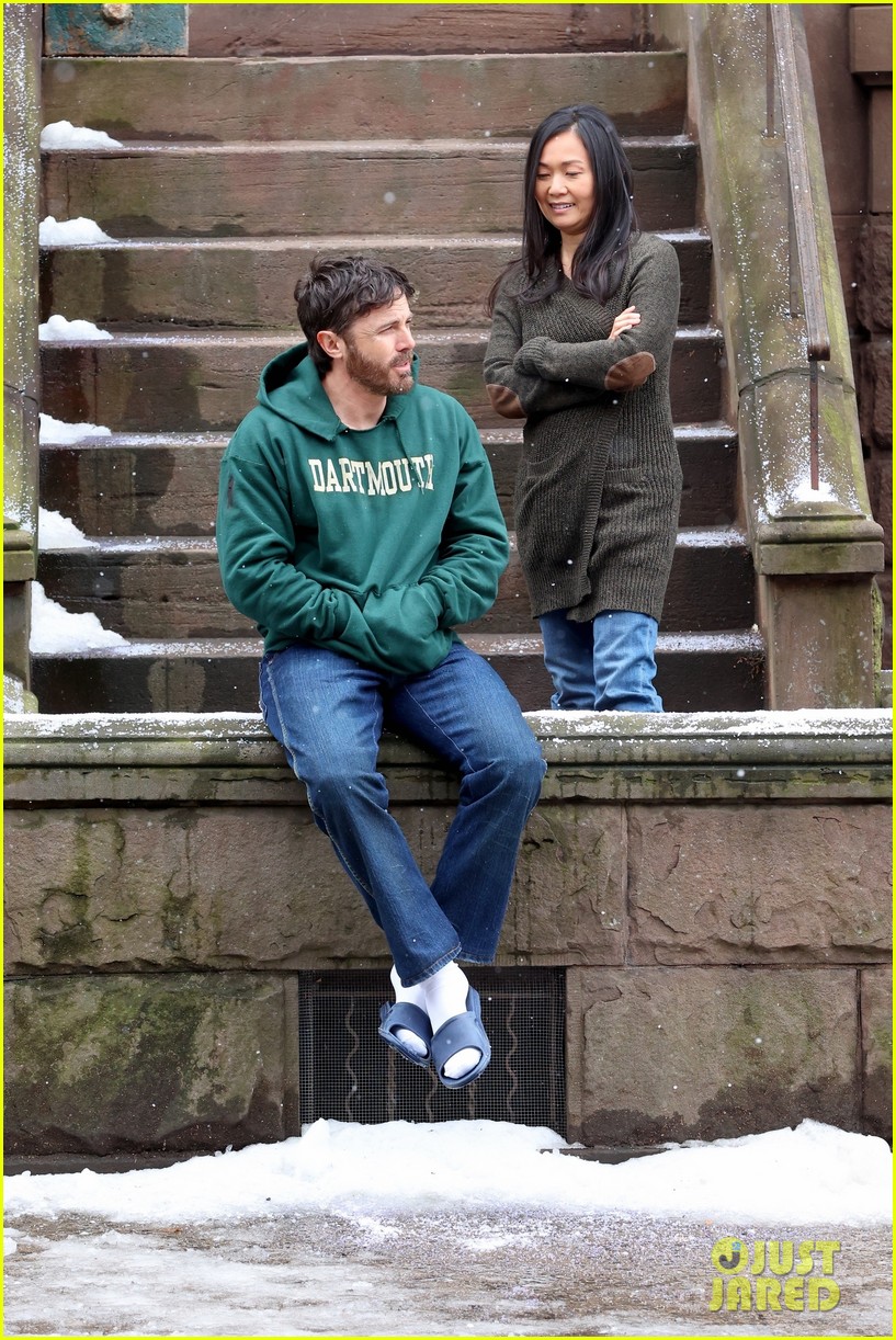 Casey Affleck & Hong Chau Enjoy a Moment Together While Filming 'The ...