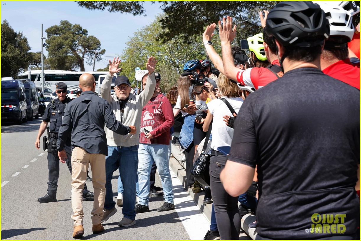 Barack & Michelle Obama Visit Montserrat Monastery in Spain While on ...
