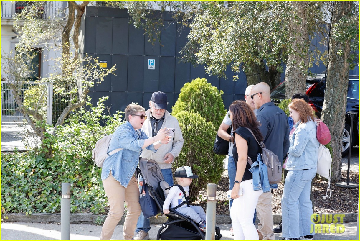 Barack & Michelle Obama Visit Montserrat Monastery in Spain While on ...