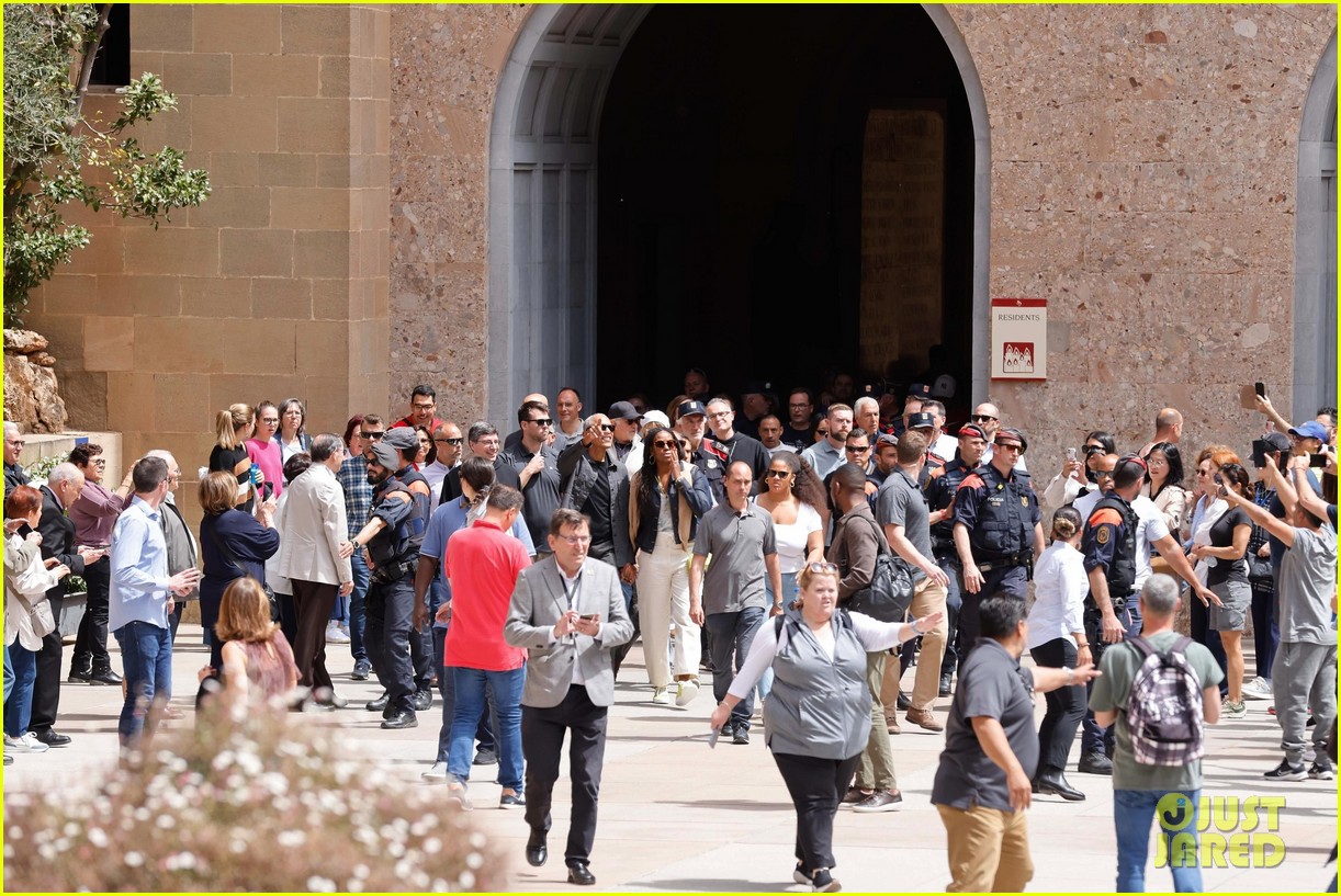 Barack & Michelle Obama Visit Montserrat Monastery in Spain While on ...