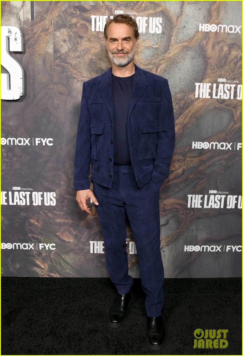 Pedro Pascal & Bella Ramsey Reunite at 'The Last Of Us' FYC Event: Photo 4926221 | Photos | Just ...