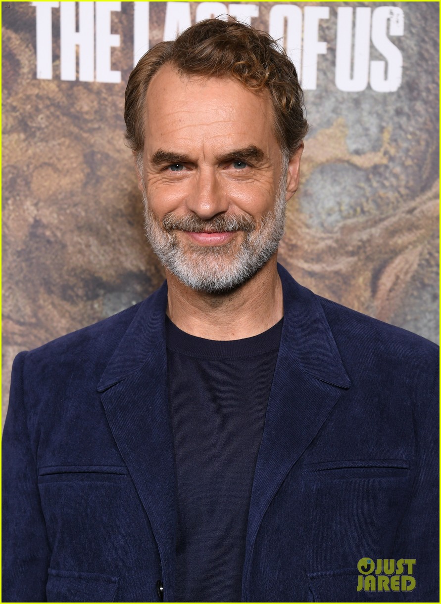 Pedro Pascal & Bella Ramsey Reunite at 'The Last Of Us' FYC Event ...