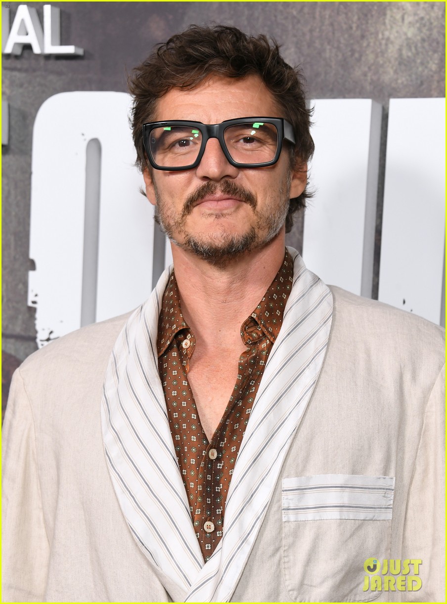 Pedro Pascal & Bella Ramsey Reunite at 'The Last Of Us' FYC Event ...