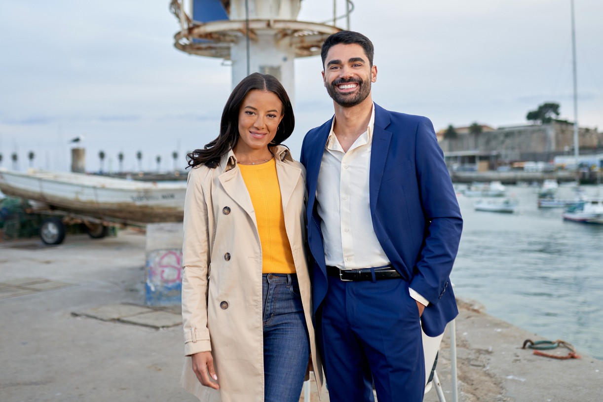 Heather Hemmens Talks Luke Mitchell & Portuguese Food Ahead of 'Pinch ...