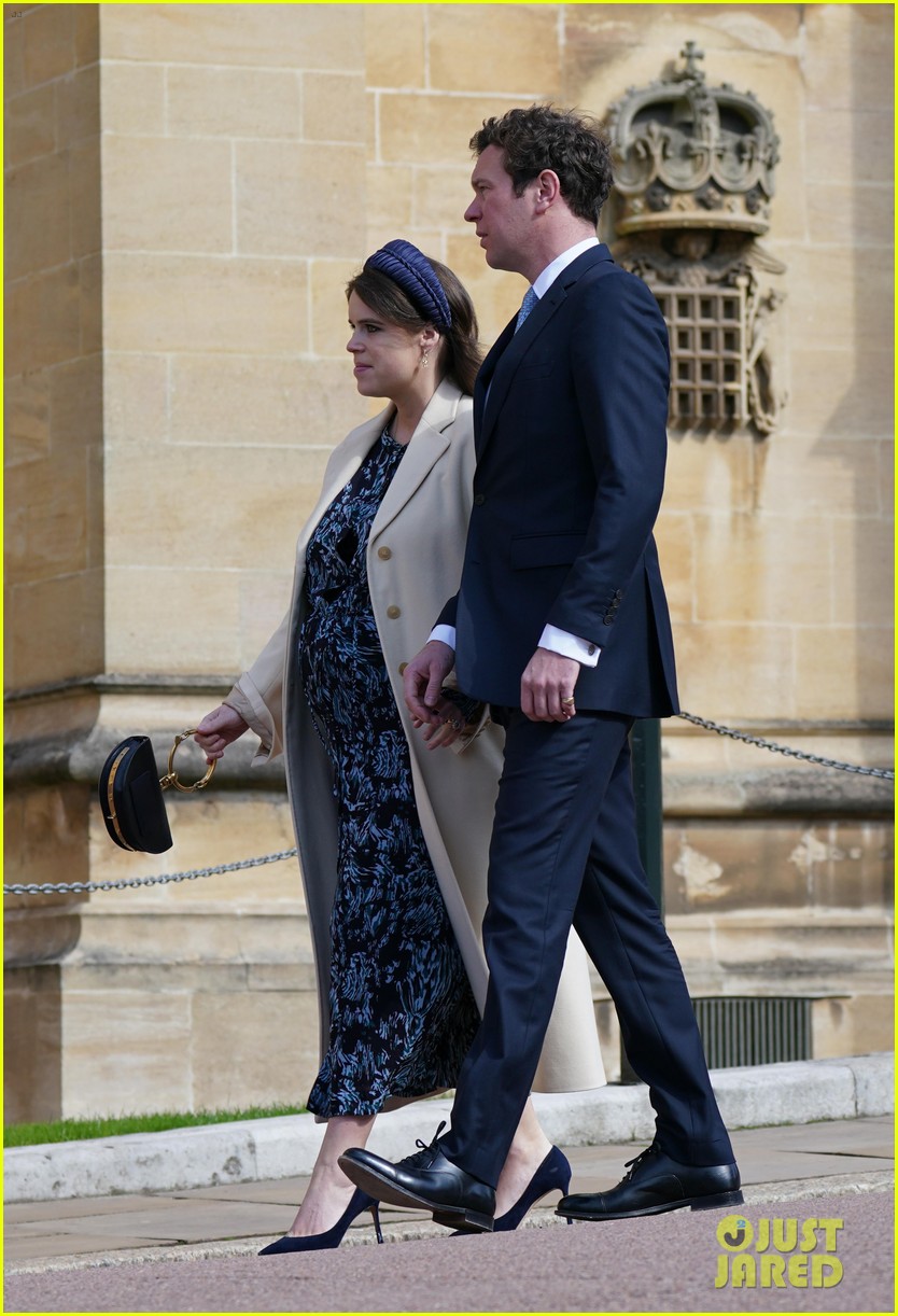 British Royal Family Attends Easter Service at Windsor Castle - Guest ...