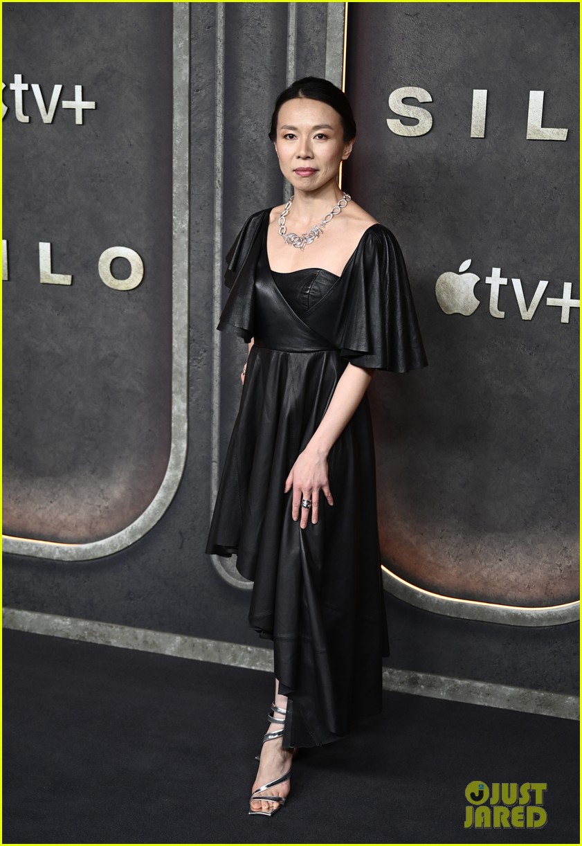 Rebecca Ferguson Steps Out In A Suit For the 'Silo' Premiere in London ...