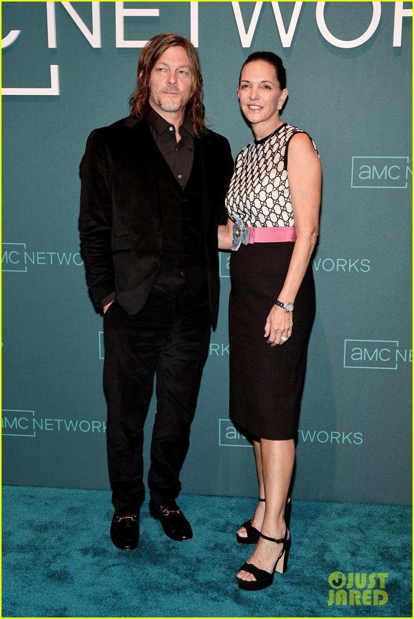 'The Walking Dead' Cast Reunites at AMC Upfronts To Promote New Spinoff ...