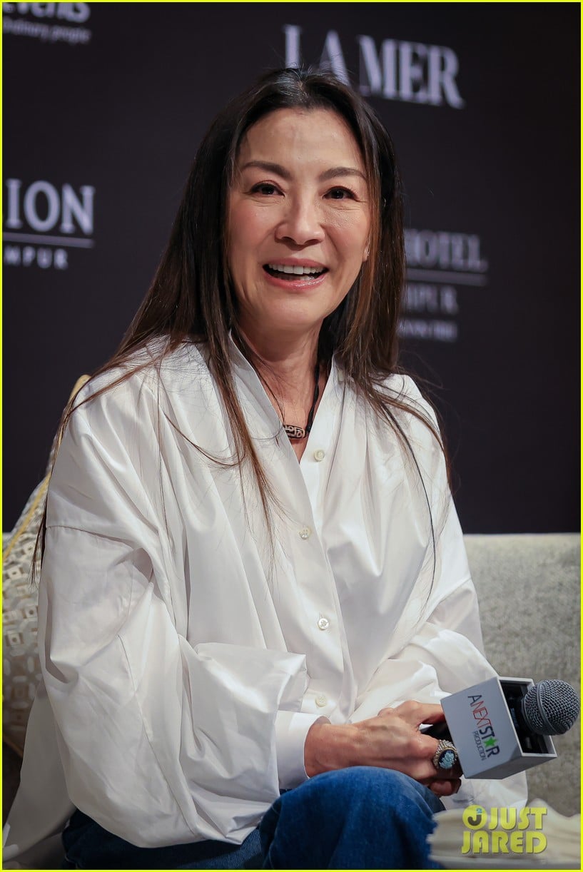 Michelle Yeoh Says She's 'Looking for a Challenge' Following Historic ...