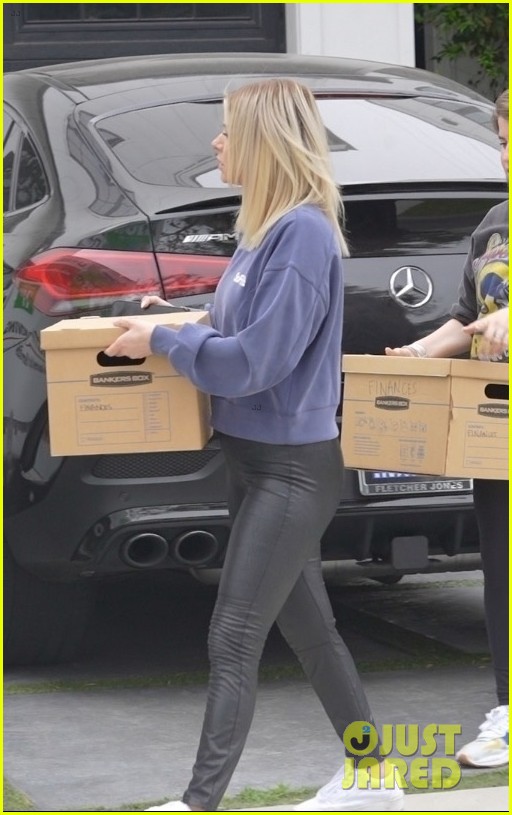 Ariana Madix Admits She Staged Photos of Her Moving Out of Shared Home with Tom Sandoval: Photo ...