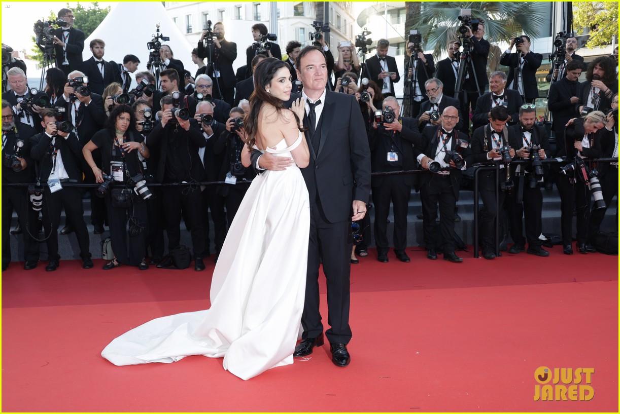 Eva Longoria, Orlando Bloom, & More Stars Attend 'Elemental' Premiere ...