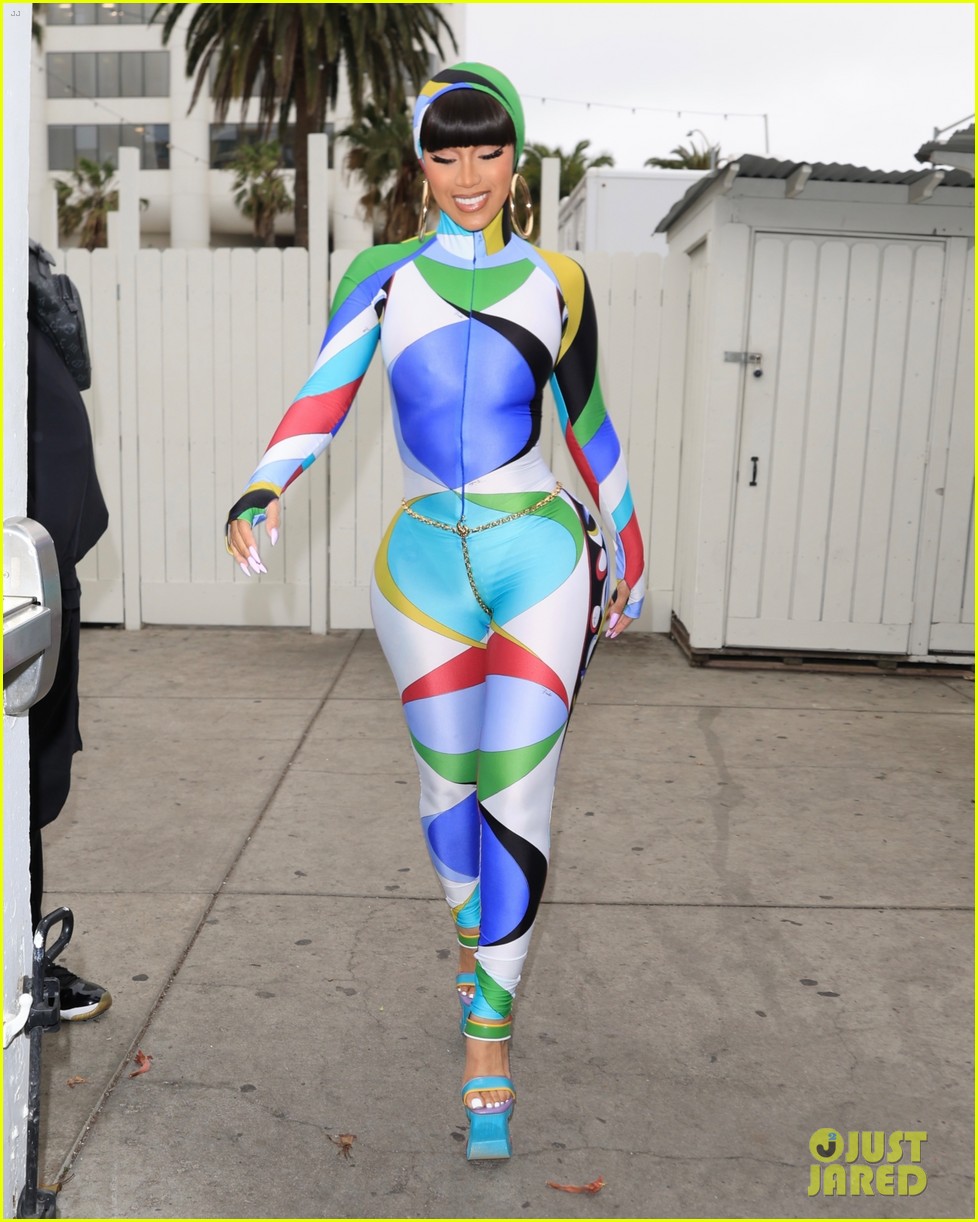 Cardi B Shows Off Her Curves In Vibrant, Figure-Hugging Bodysuit at ...