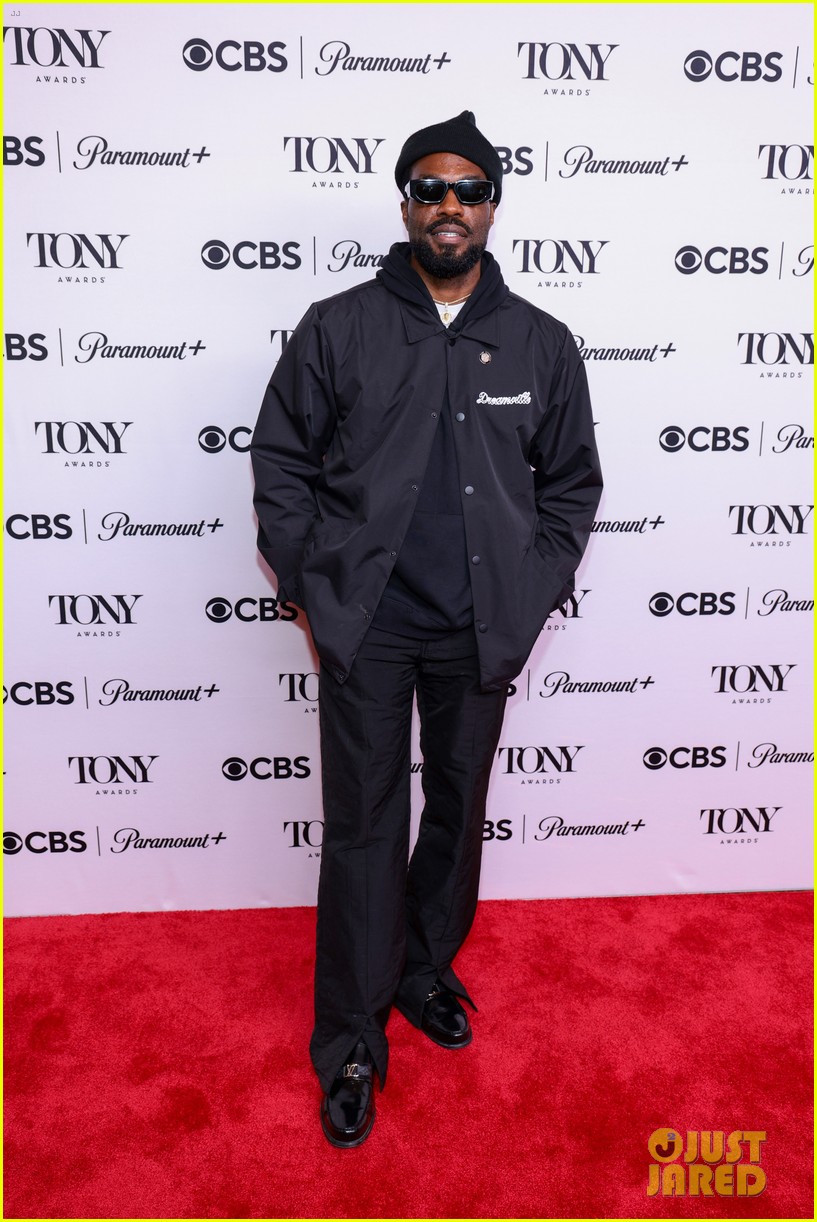 Jessica Chastain, Yahya Abdul-Mateen II, Jodie Comer, & More Represent ...