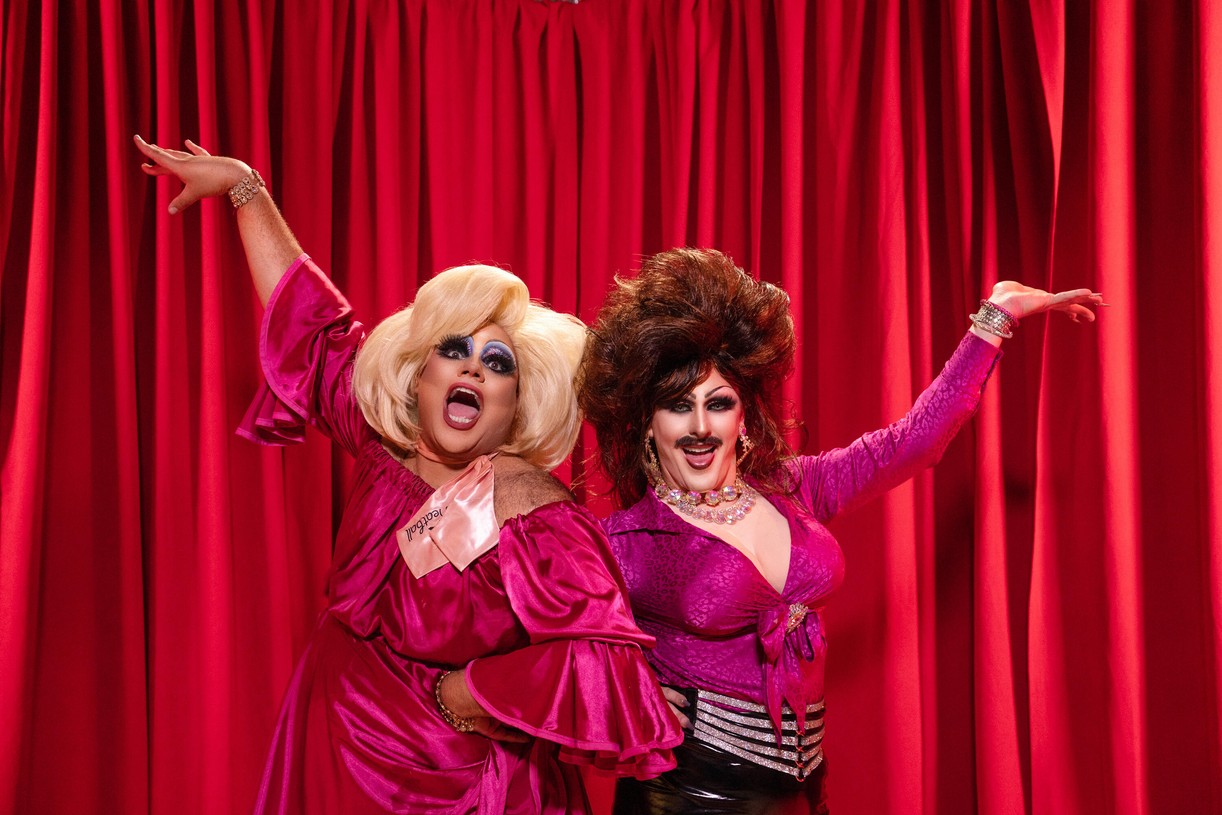 Hulu's 'Drag Me To Dinner' Brings 40 Amazing Drag Queens Together For a ...