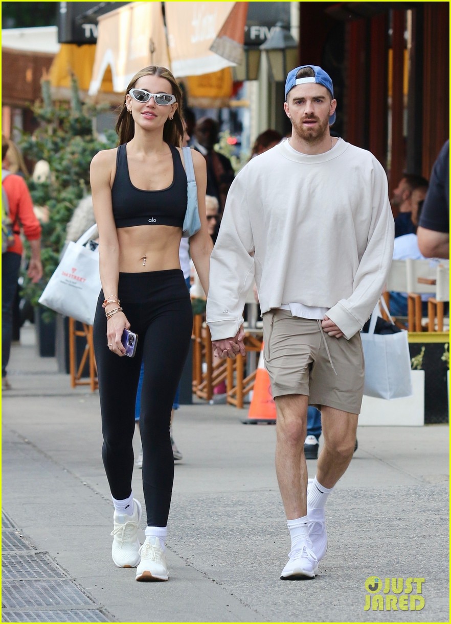 The Chainsmokers' Drew Taggart & Marianne Fonseca Link Hands While Out ...