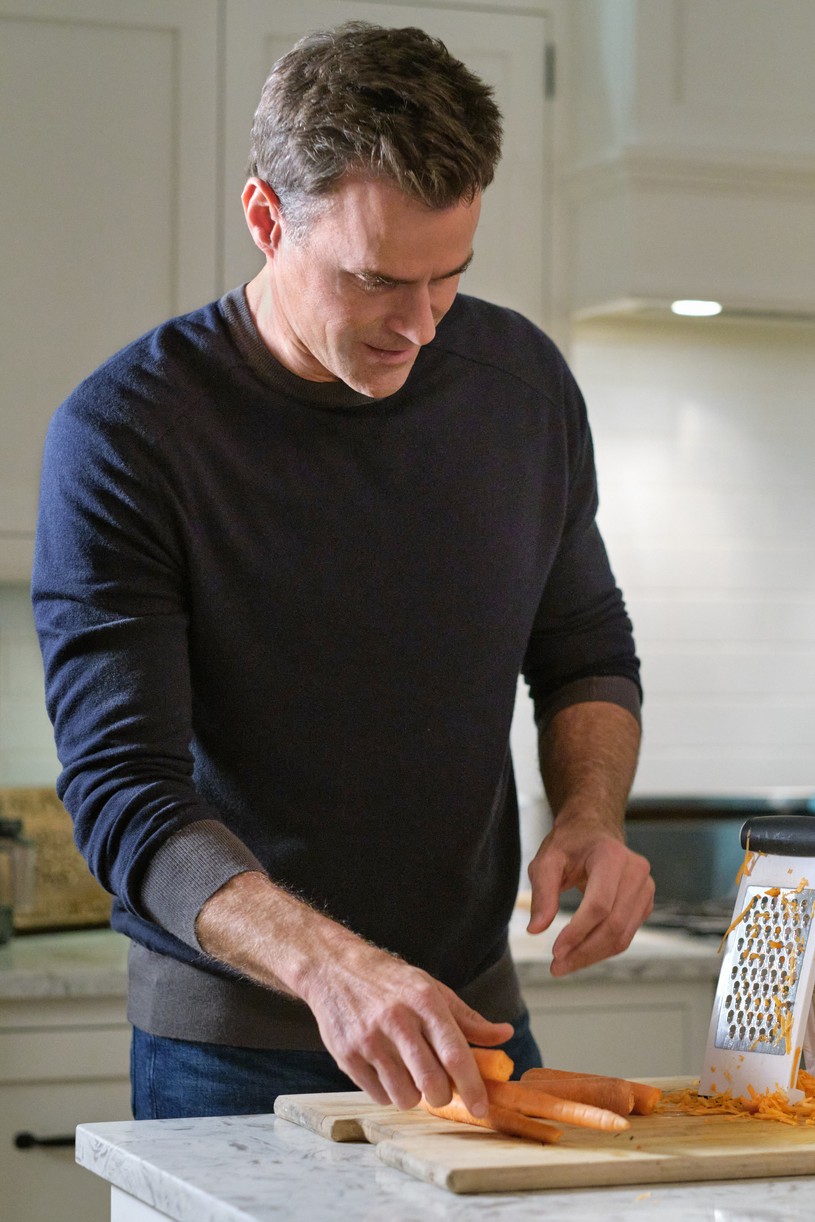 Alison Sweeney & Cameron Mathison Reunite For The Newest Hannah Swensen ...