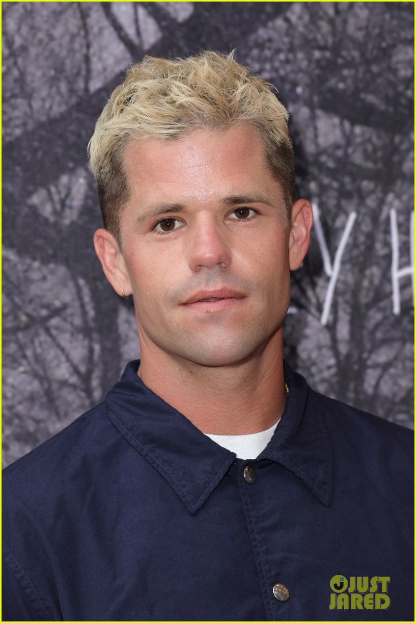 Laurie Metcalf, Sophia Anne Caruso, & Millicent Simmonds Celebrate ...