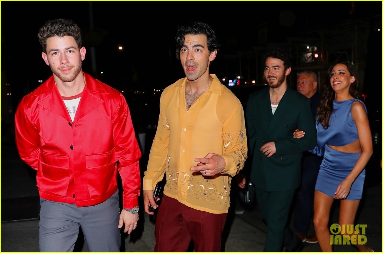 Jonas Brothers Celebrate 'The Album' Release with Night Out in NYC: Photo 4933222 | Joe Jonas ...