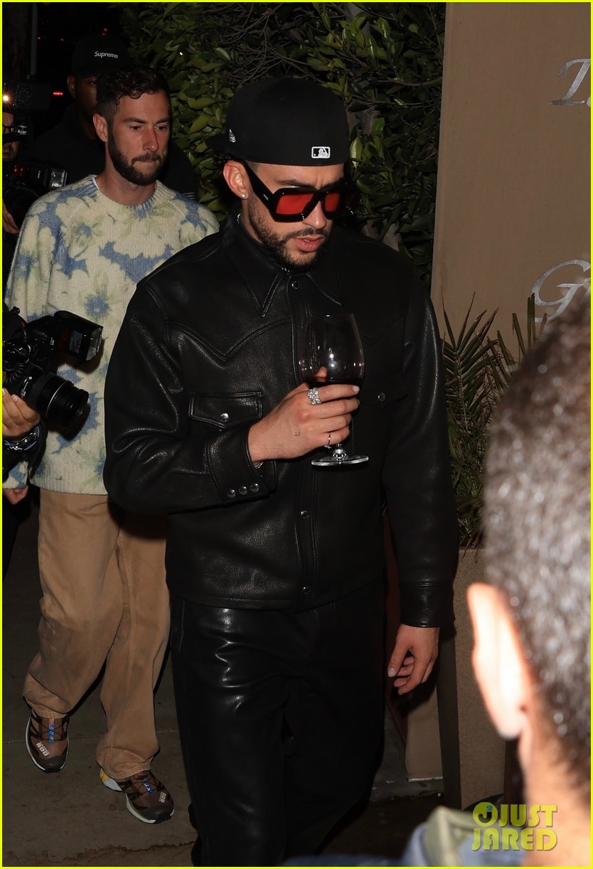 Kendall Jenner & Bad Bunny End Their Weekend By Grabbing Dinner With ...