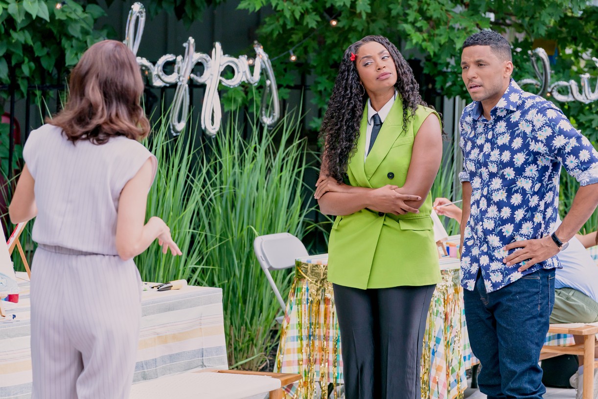 2 New 'Love Club' Movies Will Premiere on Hallmark Channel Tonight!: Photo 4939321 | Photos ...