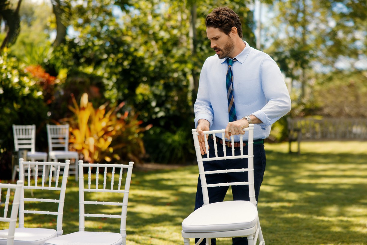 Rhiannon Fish Finds Unexpected Love At Her Parents' Vow Renewal in ...