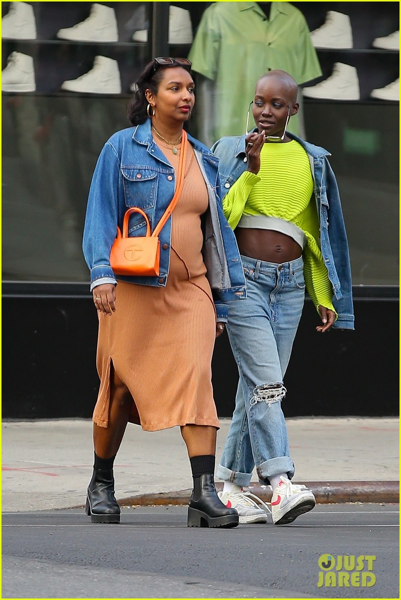Lupita Nyong'o Debuts New Bald Head: 'Happy Without Hair!': Photo ...