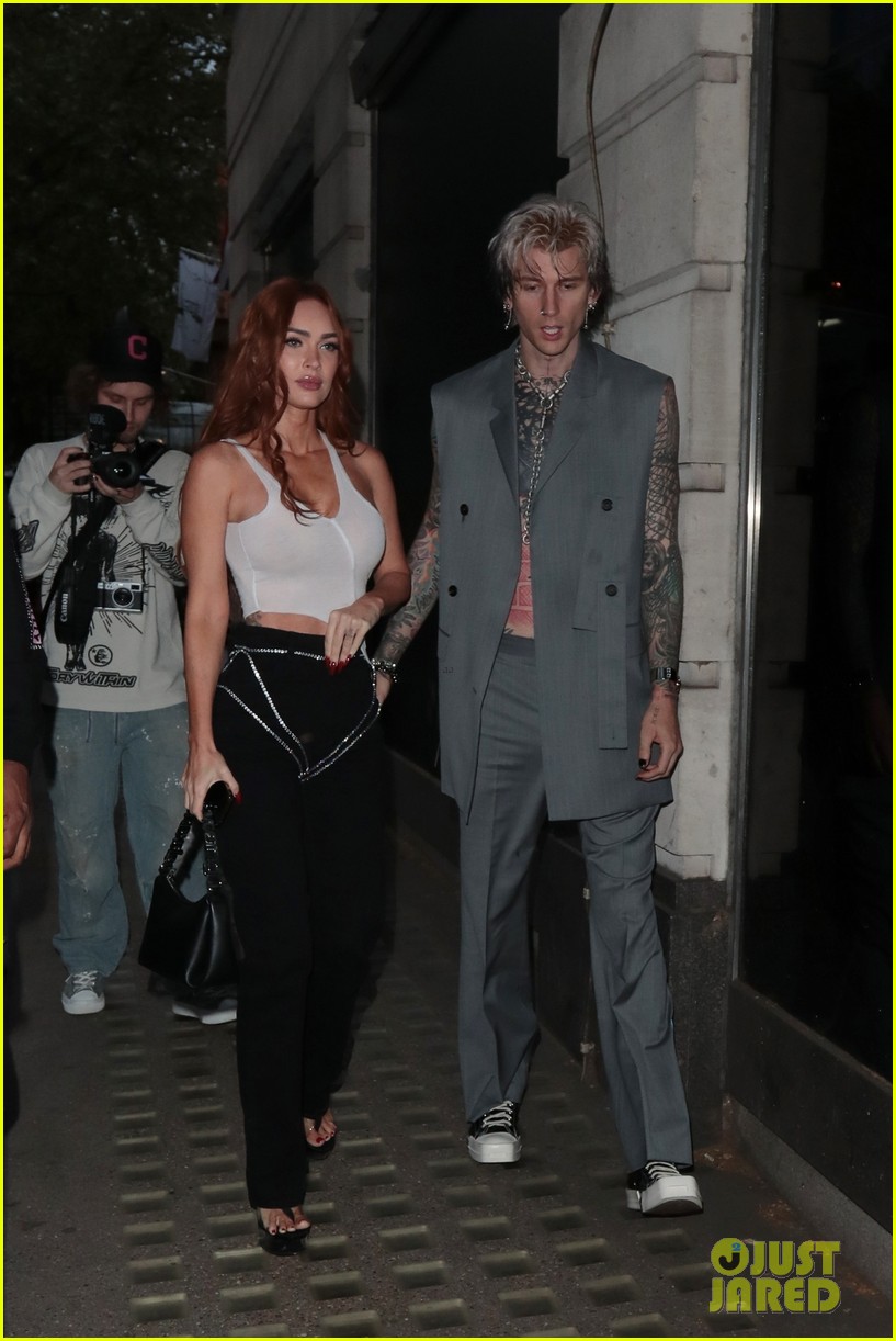 Megan Fox & Machine Gun Kelly Spotted Looking Happy Together in London ...