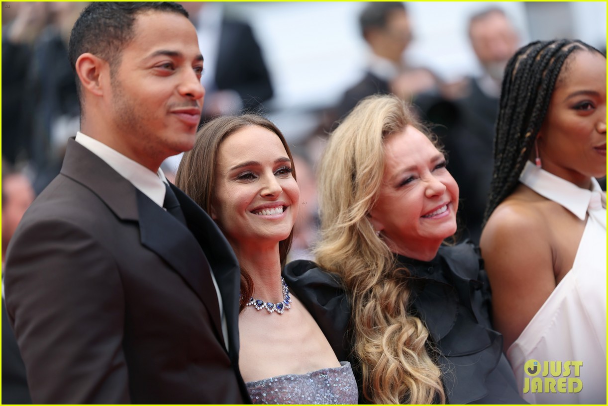 Natalie Portman Helps Celebrate Chopard Trophy Winners Naomi Ackie ...