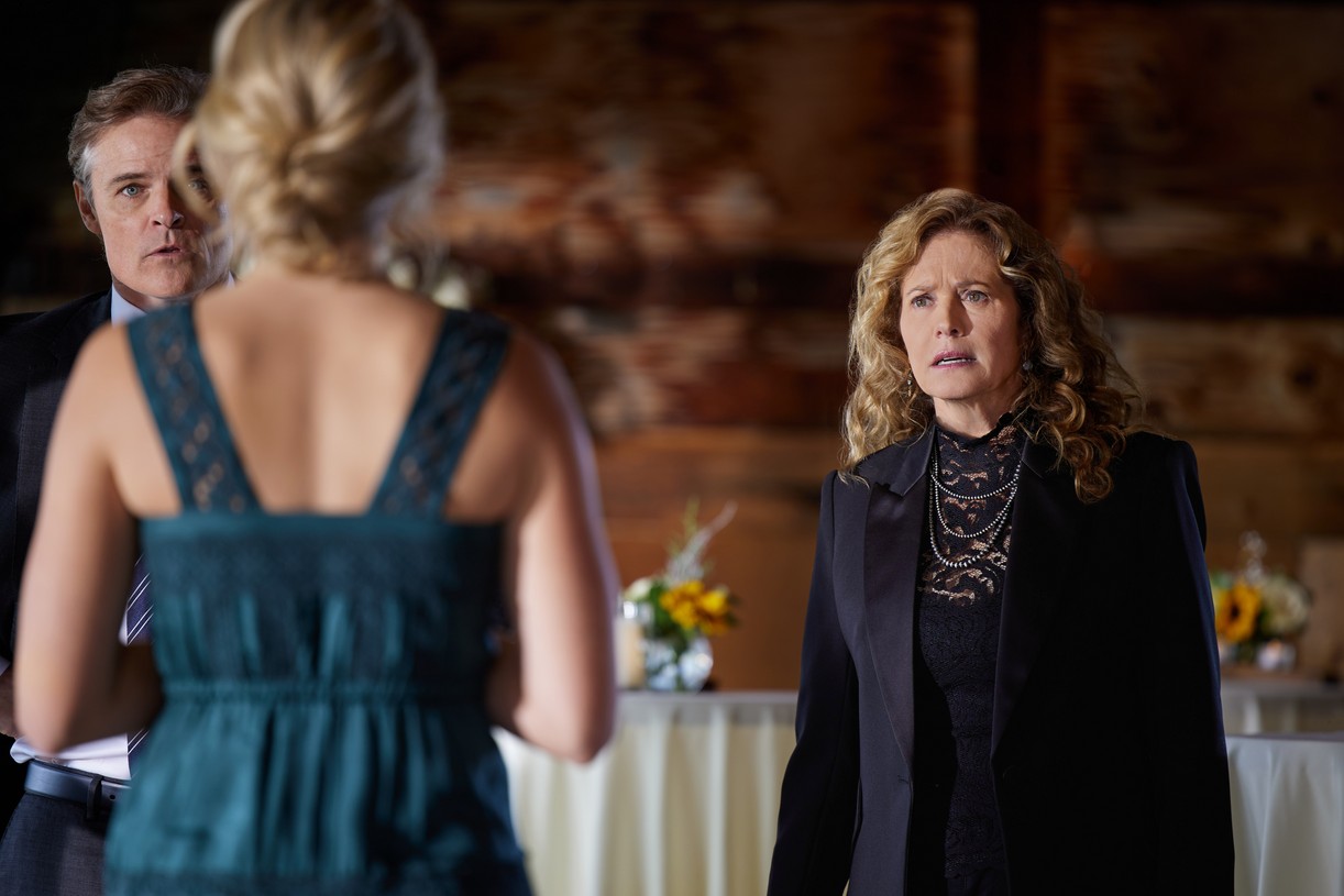 A Wedding at The Ranch Brings Cash & Valeria Even Closer on Hallmark ...