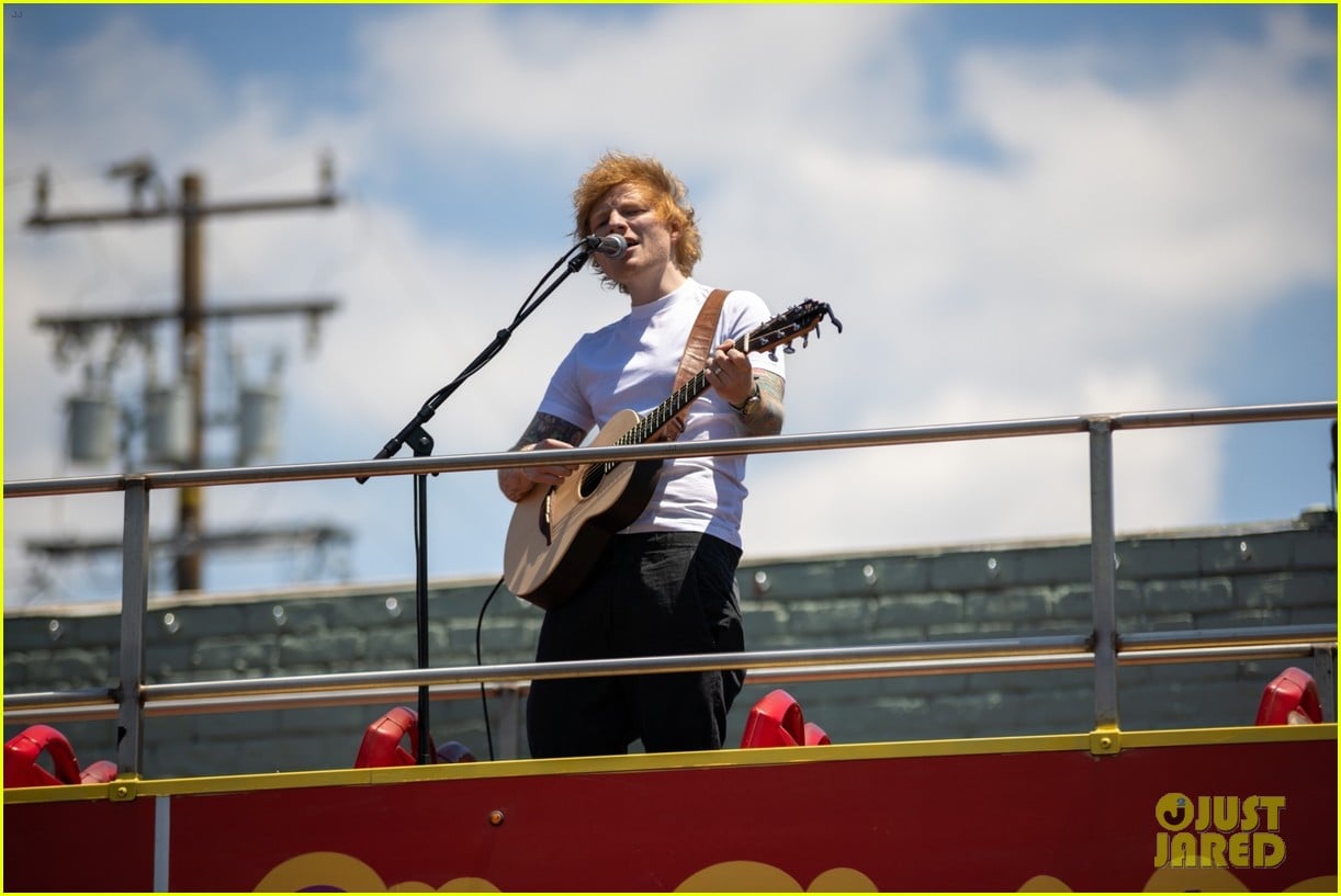 Ed Sheeran Performs Surprise Pop-Up Sets in New York & LA - See the ...