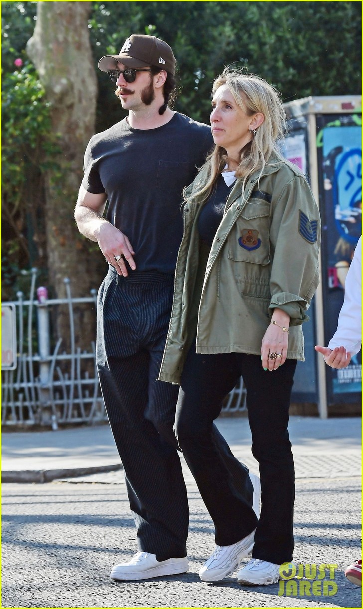 Aaron Taylor-Johnson Sports Handlebar Mustache & Beard Chops During Day ...