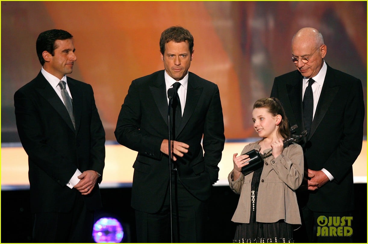 Abigail Breslin Pays Tribute to 'Little Miss Sunshine' Co-Star Alan ...