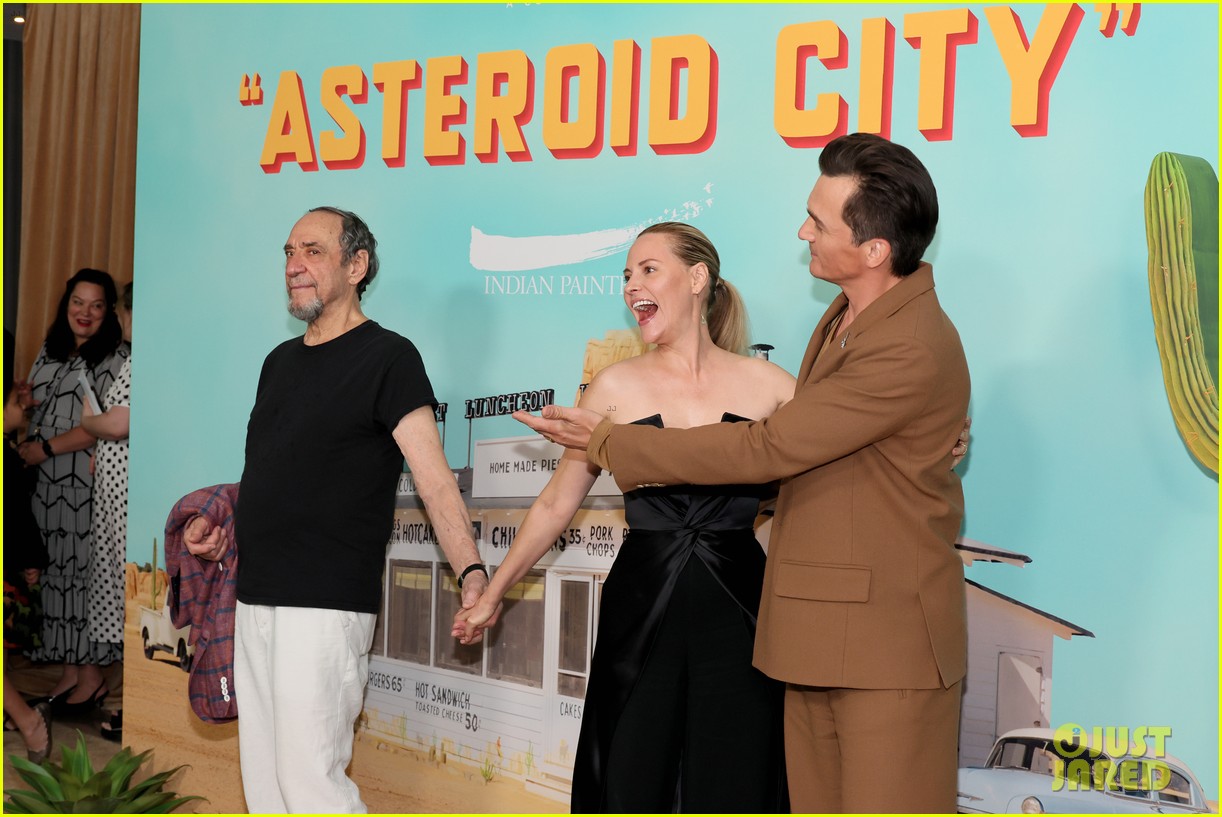 Scarlett Johannson, Maya Hawke & Margot Robbie Go Classic in Black & White Looks For 'Asteroid ...