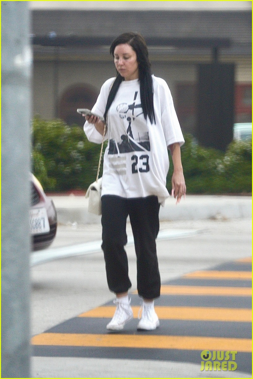 Amanda Bynes Detained by Police, Evaluated for Mental Health After Cops ...