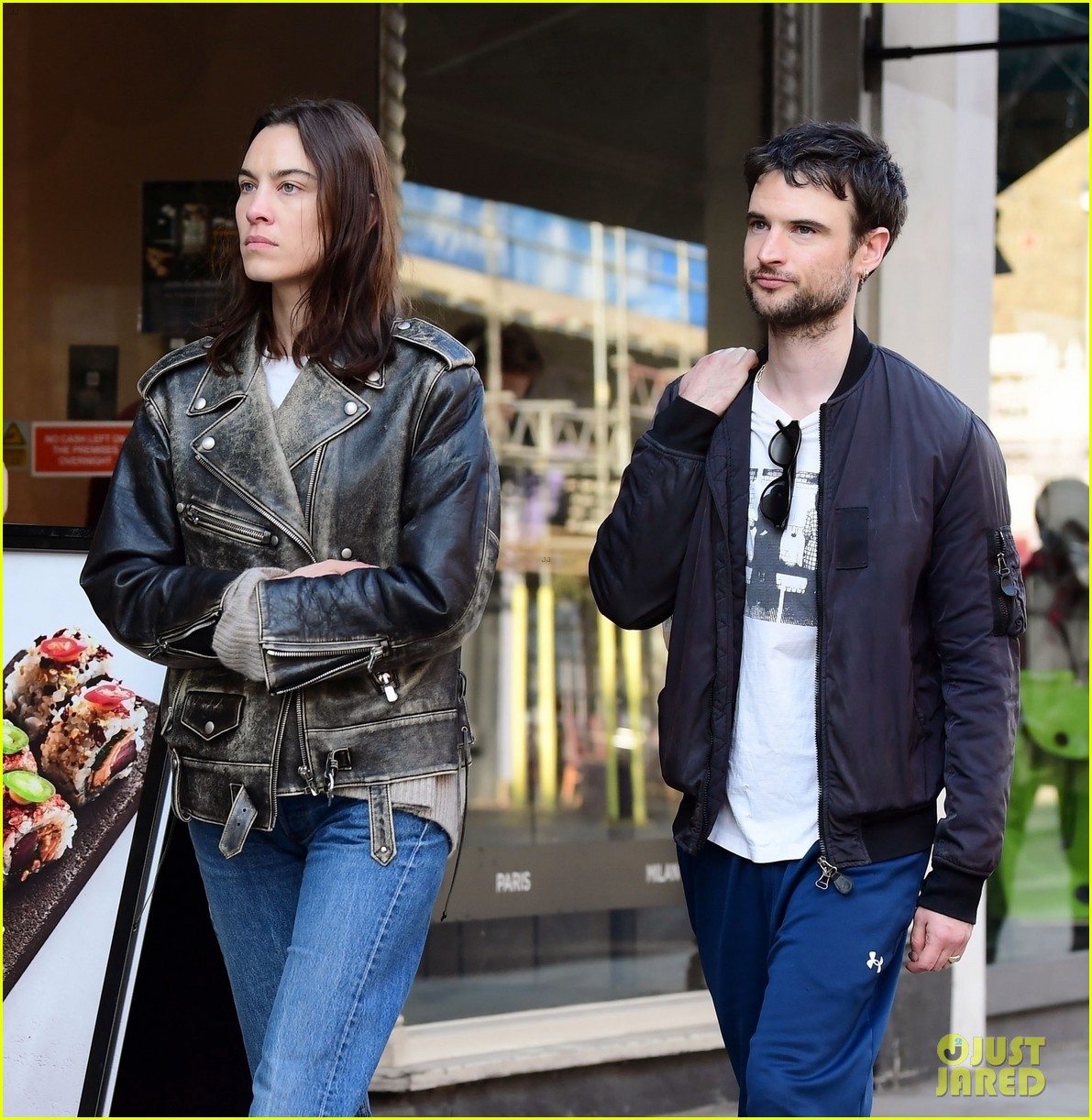 Alexa Chung & Boyfriend Tom Sturridge Hold Hands During Walk Around ...