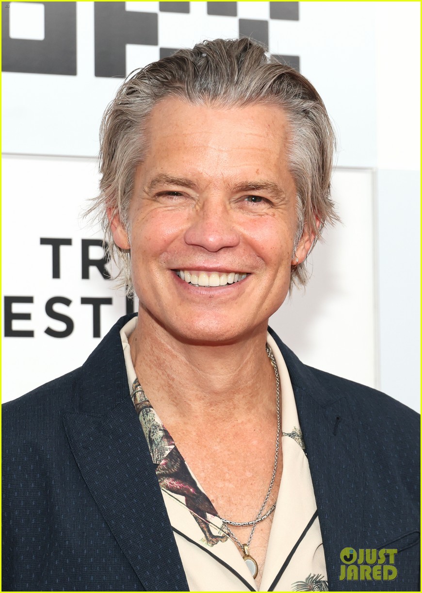 Pregnant Claire Danes Shows Off Her Baby Bump at 'Full Circle' Tribeca ...