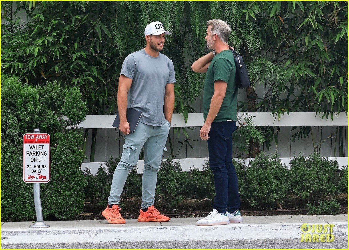Colton Underwood & Husband Jordan C. Brown Grab Lunch in WeHo After ...
