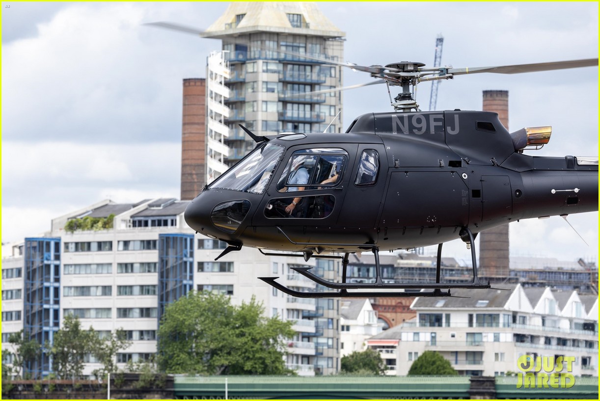 Tom Cruise Leaves London Via Helicopter After 'Mission: Impossible ...